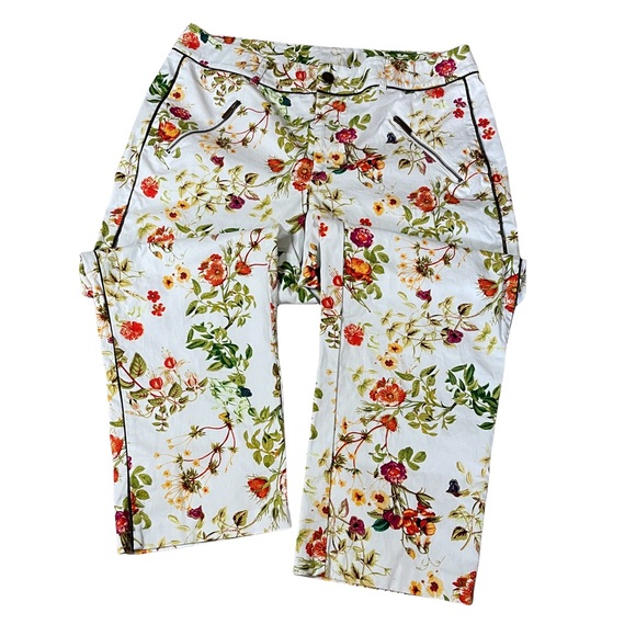 Disney | Pants & Jumpsuits | Disney Alice In Wonderland Crop Capris ...
